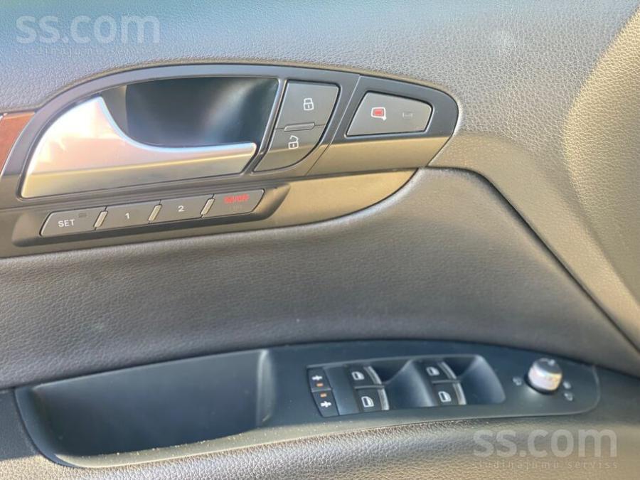 Melns Audi Q7 2014 Rīga, ar dzinēja tilpumu 3.00 L un nobraukumu 275 tūkst. km par 11700 €, foto 8 vietnē AUTOMOTO.COM.LV