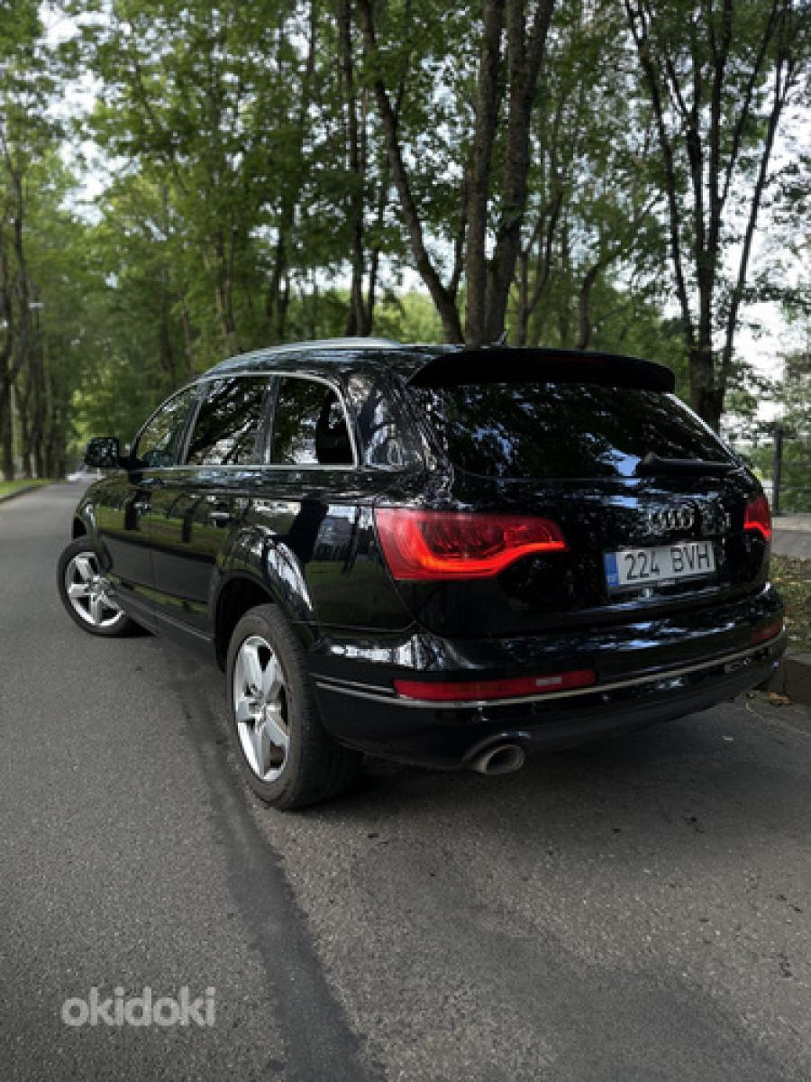 Black Audi Q7 2014 in Narva, with an engine capacity of 3.00 L and mileage of 375 thousand km for 14300 €, photo 4 on AUTOMOTO.COM.LV