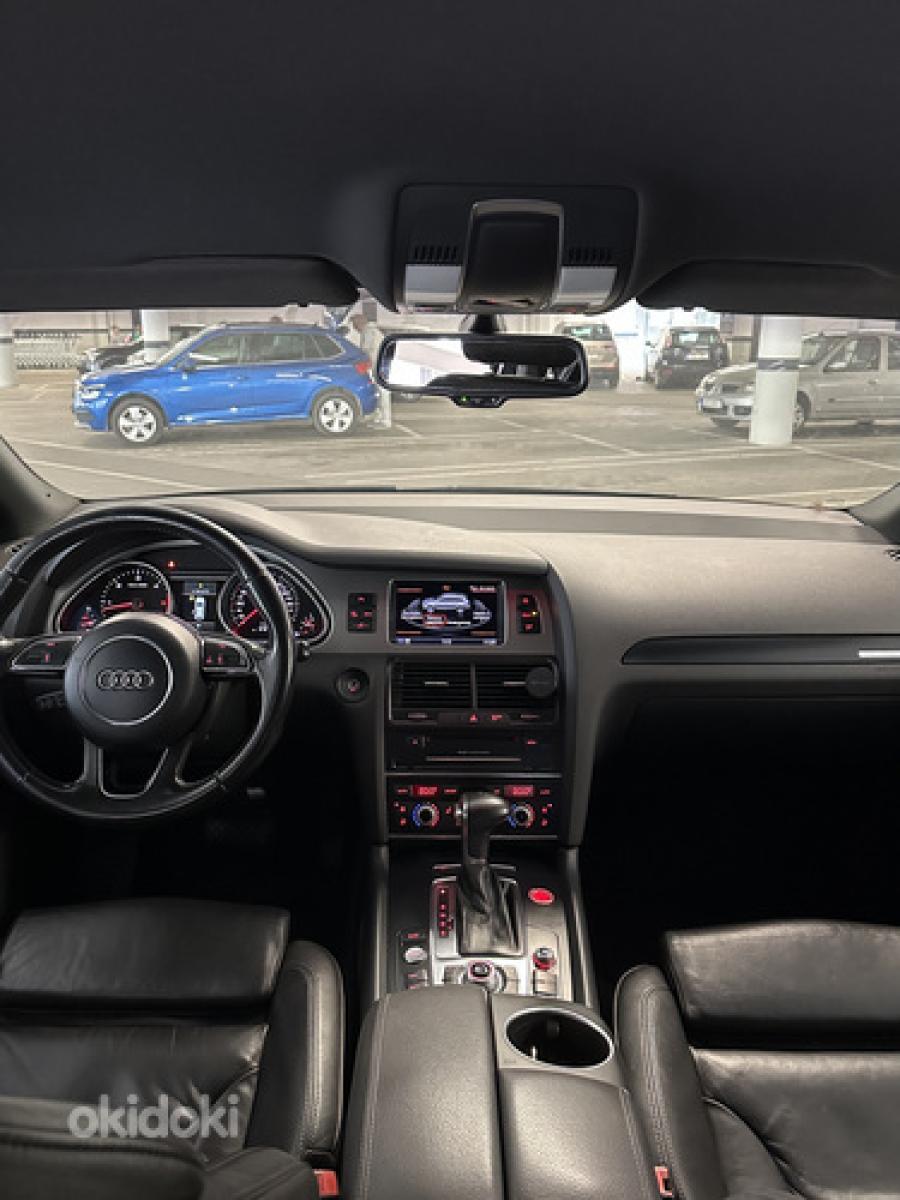 Black Audi Q7 2014 in Narva, with an engine capacity of 3.00 L and mileage of 375 thousand km for 14300 €, photo 11 on AUTOMOTO.COM.LV