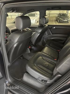 Black Audi Q7 2014 in Narva, with an engine capacity of 3.00 L and mileage of 375 thousand km for 14300 €, photo 15 on AUTOMOTO.COM.LV