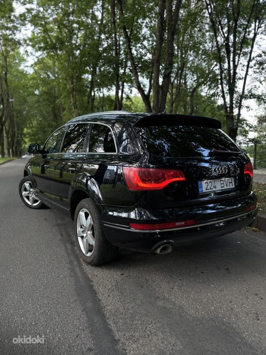Black Audi Q7 2014 in Narva, with an engine capacity of 3.00 L and mileage of 375 thousand km for 14300 €, photo 18 on AUTOMOTO.COM.LV
