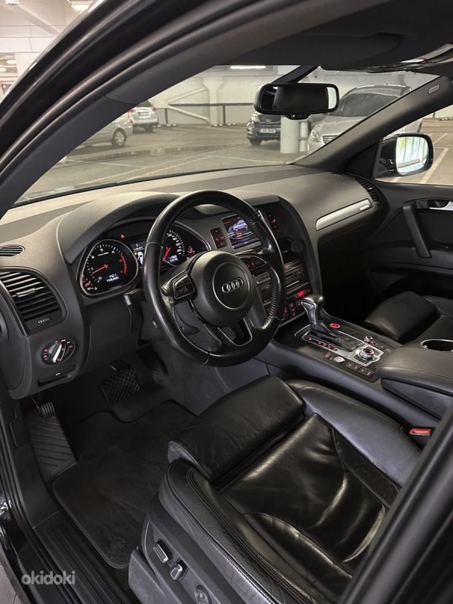 Black Audi Q7 2014 in Narva, with an engine capacity of 3.00 L and mileage of 375 thousand km for 14300 €, photo 24 on AUTOMOTO.COM.LV