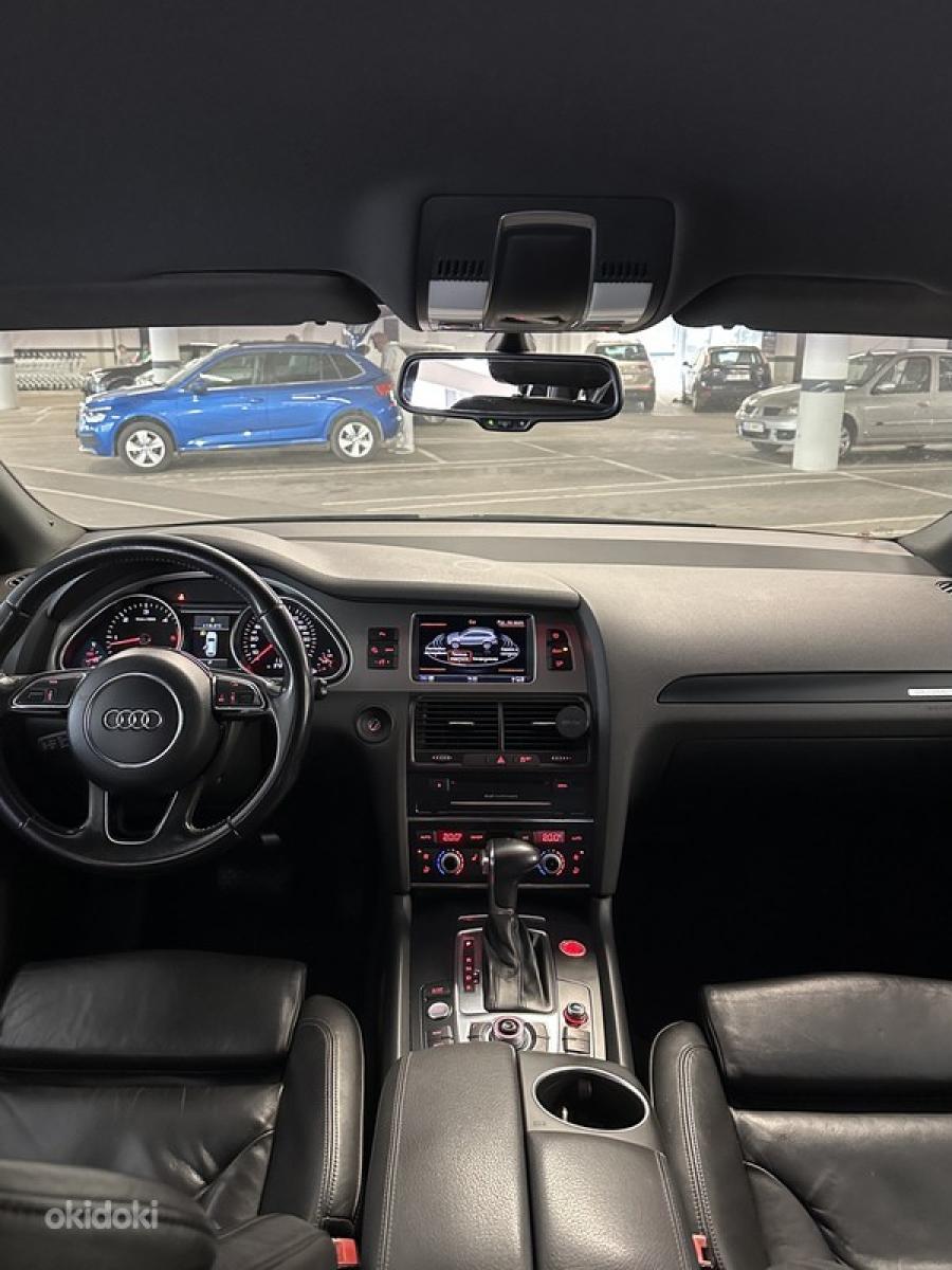 Black Audi Q7 2014 in Narva, with an engine capacity of 3.00 L and mileage of 375 thousand km for 14300 €, photo 25 on AUTOMOTO.COM.LV