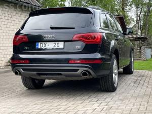 Black Audi Q7 2014 in Ogre, with an engine capacity of 3.00 L and mileage of 230 thousand km for 12250 €, photo 4 on AUTOMOTO.COM.LV