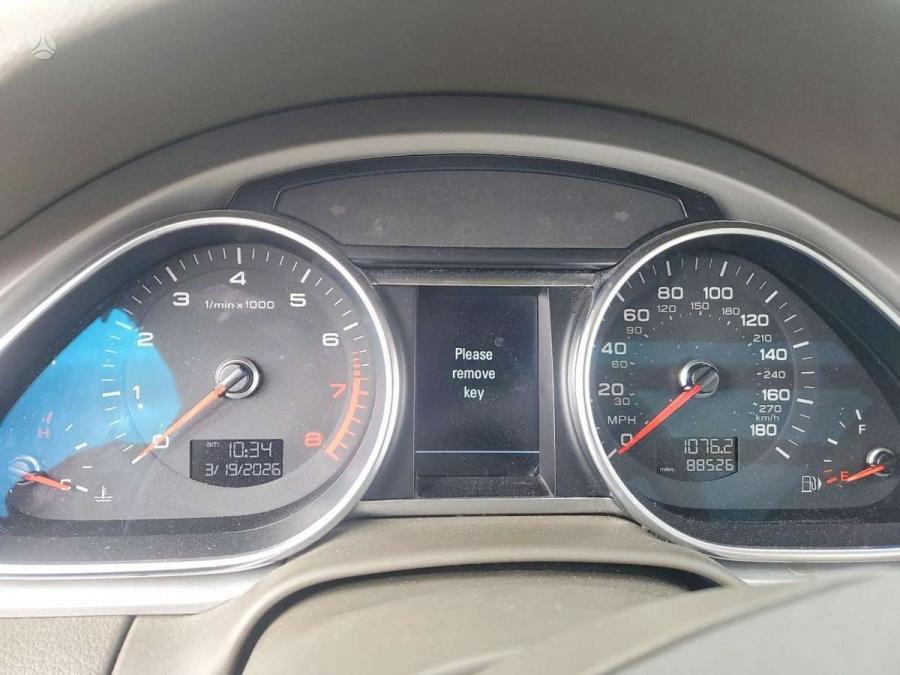 Melns Audi Q7 2014 Viļņa, ar dzinēja tilpumu 3.00 L un nobraukumu 142 tūkst. km par 6900 €, foto 13 vietnē AUTOMOTO.COM.LV