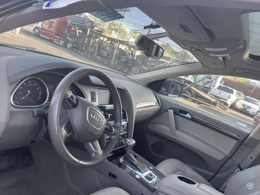 Melns Audi Q7 2014 Viļņa, ar dzinēja tilpumu 3.00 L un nobraukumu 142 tūkst. km par 6900 €, foto 14 vietnē AUTOMOTO.COM.LV