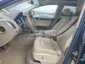 Melns Audi Q7 2014 Viļņa, ar dzinēja tilpumu 3.00 L un nobraukumu 142 tūkst. km par 6900 €, foto 16 vietnē AUTOMOTO.COM.LV