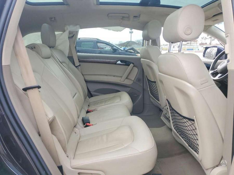 Melns Audi Q7 2014 Viļņa, ar dzinēja tilpumu 3.00 L un nobraukumu 142 tūkst. km par 6900 €, foto 19 vietnē AUTOMOTO.COM.LV