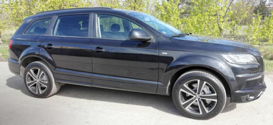 Black Audi Q7 2014 in Riga, with an engine capacity of 3.00 L and mileage of 250 thousand km for 14500 €, photo 8 on AUTOMOTO.COM.LV