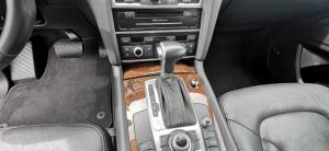 Black Audi Q7 2014 in Riga, with an engine capacity of 3.00 L and mileage of 250 thousand km for 14500 €, photo 14 on AUTOMOTO.COM.LV