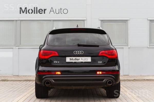 Black Audi Q7 2014 in Ventspils, with an engine capacity of 3.00 L and mileage of 246 thousand km for 12500 €, photo 4 on AUTOMOTO.COM.LV