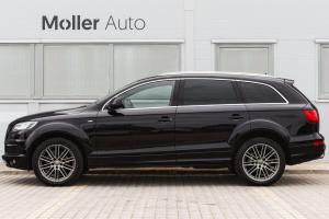 Black Audi Q7 2014 in Ventspils, with an engine capacity of 3.00 L and mileage of 246 thousand km for 12500 €, photo 3 on AUTOMOTO.COM.LV