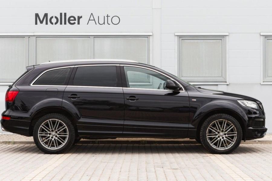 Black Audi Q7 2014 in Ventspils, with an engine capacity of 3.00 L and mileage of 246 thousand km for 12500 €, photo 7 on AUTOMOTO.COM.LV