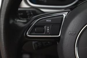 Black Audi Q7 2014 in Ventspils, with an engine capacity of 3.00 L and mileage of 246 thousand km for 12500 €, photo 19 on AUTOMOTO.COM.LV