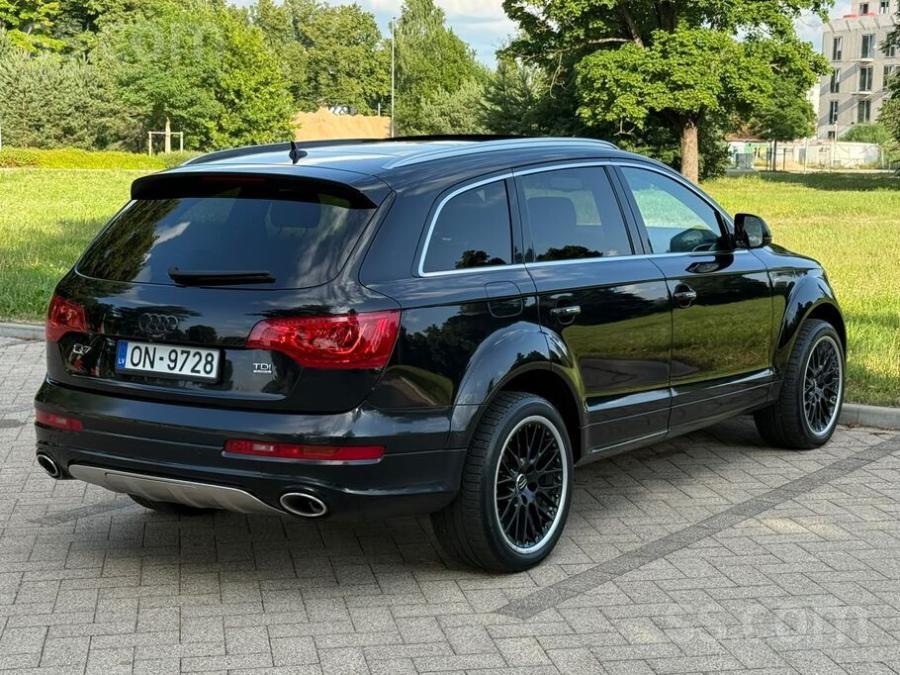Melns Audi Q7 2014 Rīga, ar dzinēja tilpumu 3.00 L un nobraukumu 190 tūkst. km par 11990 €, foto 7 vietnē AUTOMOTO.COM.LV