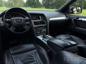 Melns Audi Q7 2014 Rīga, ar dzinēja tilpumu 3.00 L un nobraukumu 190 tūkst. km par 11990 €, foto 14 vietnē AUTOMOTO.COM.LV