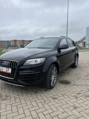 Melns Audi Q7 2014 Valmiera, ar dzinēja tilpumu 3.00 L un nobraukumu 348 tūkst. km par 15500 €, foto 3 vietnē AUTOMOTO.COM.LV