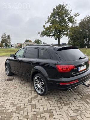 Melns Audi Q7 2014 Valmiera, ar dzinēja tilpumu 3.00 L un nobraukumu 348 tūkst. km par 15500 €, foto 7 vietnē AUTOMOTO.COM.LV