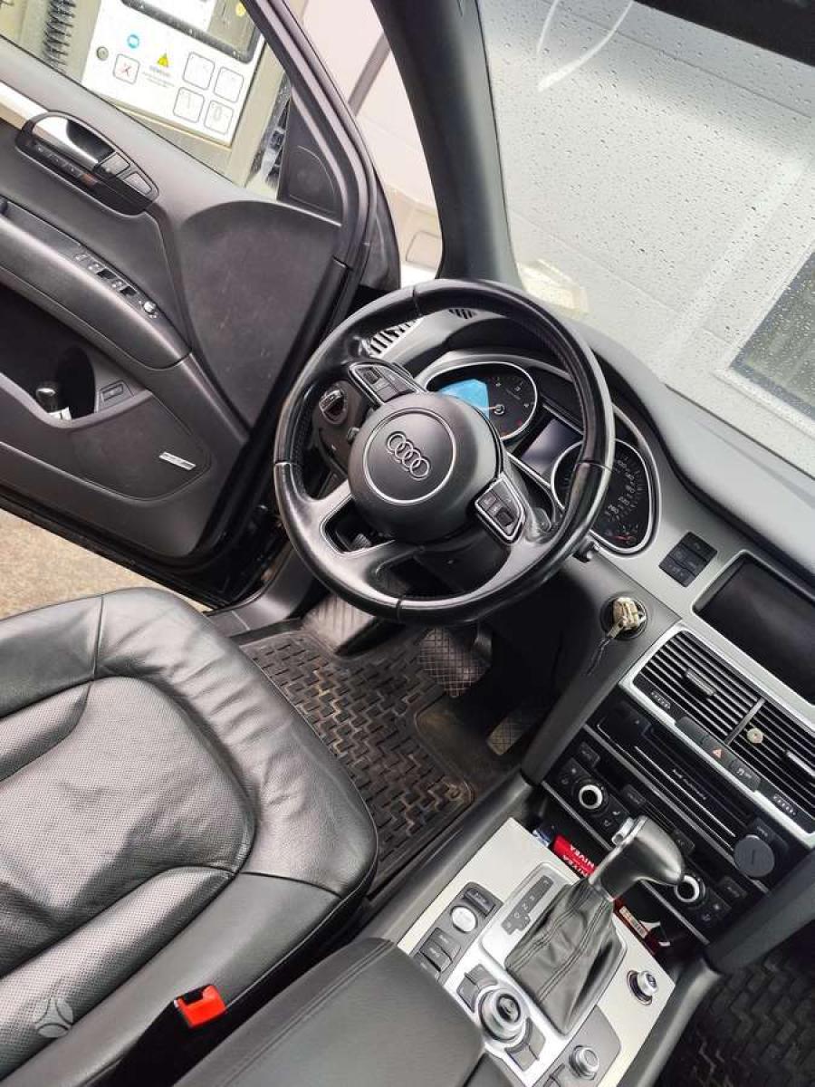 Melns Audi Q7 2014 Birštonas, ar dzinēja tilpumu 2.97 L un nobraukumu 308 tūkst. km par 10700 €, foto 13 vietnē AUTOMOTO.COM.LV