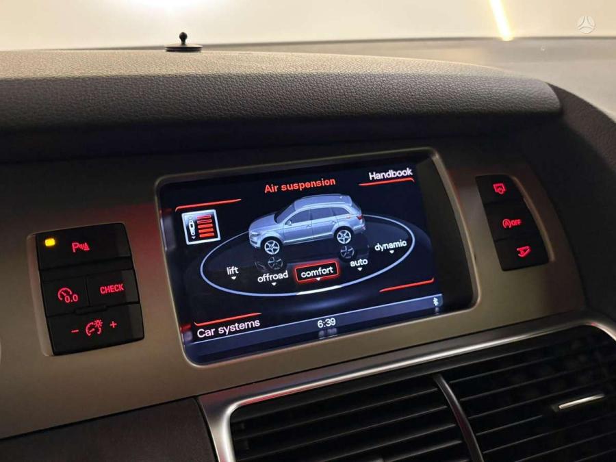 Melns Audi Q7 2014 Marijampole, ar dzinēja tilpumu 2.97 L un nobraukumu 256 tūkst. km par 13999 €, foto 5 vietnē AUTOMOTO.COM.LV