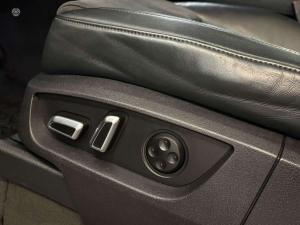 Melns Audi Q7 2014 Marijampole, ar dzinēja tilpumu 2.97 L un nobraukumu 256 tūkst. km par 13999 €, foto 12 vietnē AUTOMOTO.COM.LV