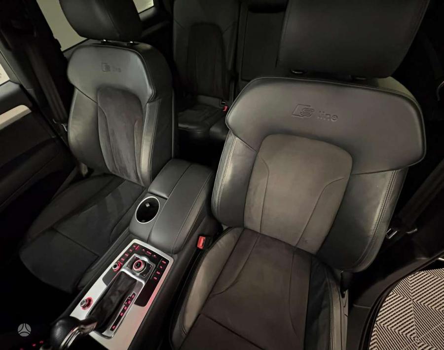 Melns Audi Q7 2014 Marijampole, ar dzinēja tilpumu 2.97 L un nobraukumu 256 tūkst. km par 13999 €, foto 14 vietnē AUTOMOTO.COM.LV