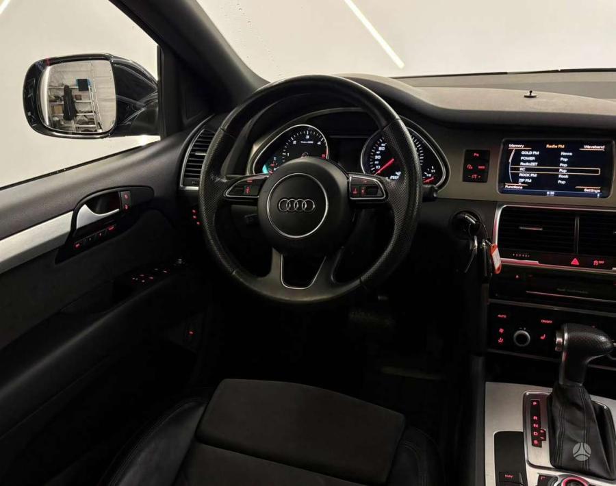 Melns Audi Q7 2014 Marijampole, ar dzinēja tilpumu 2.97 L un nobraukumu 256 tūkst. km par 13999 €, foto 22 vietnē AUTOMOTO.COM.LV