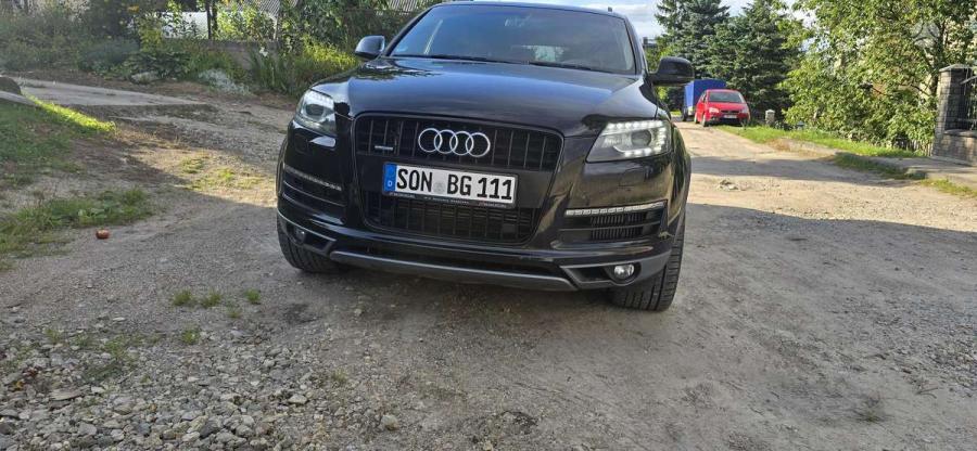 Melns Audi Q7 2014 Viļņa, ar dzinēja tilpumu 4.20 L un nobraukumu 332 tūkst. km par 13300 €, foto 6 vietnē AUTOMOTO.COM.LV