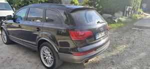 Melns Audi Q7 2014 Viļņa, ar dzinēja tilpumu 4.20 L un nobraukumu 332 tūkst. km par 13300 €, foto 19 vietnē AUTOMOTO.COM.LV