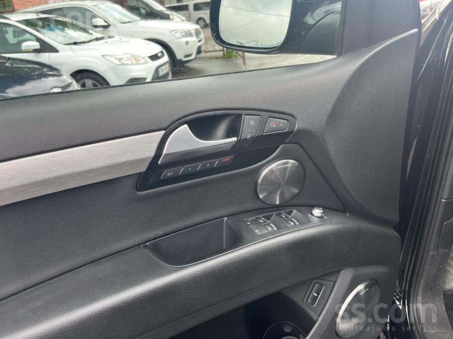 Black Audi Q7 2014 in Riga, with an engine capacity of 3.00 L and mileage of 0 thousand km for 13900 €, photo 18 on AUTOMOTO.COM.LV