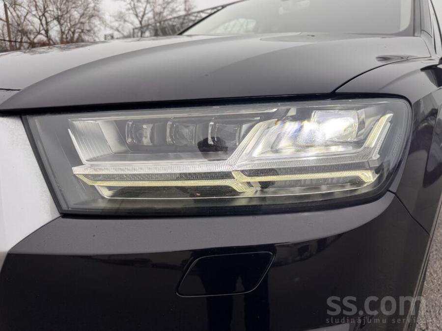 Black Audi Q7 2015 in Riga, with an engine capacity of 3.00 L and mileage of 148 thousand km for 32500 €, photo 21 on AUTOMOTO.COM.LV