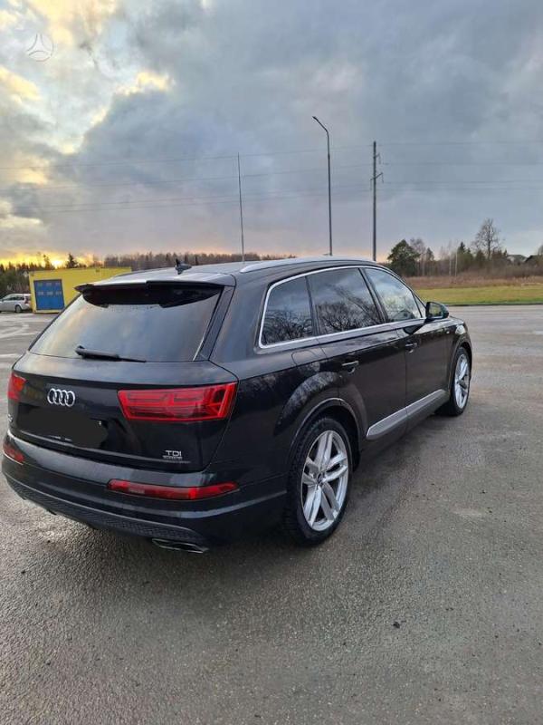 Melns Audi Q7 2015 Pakruojis, ar dzinēja tilpumu 2.97 L un nobraukumu 193 tūkst. km par 29500 €, foto 4 vietnē AUTOMOTO.COM.LV