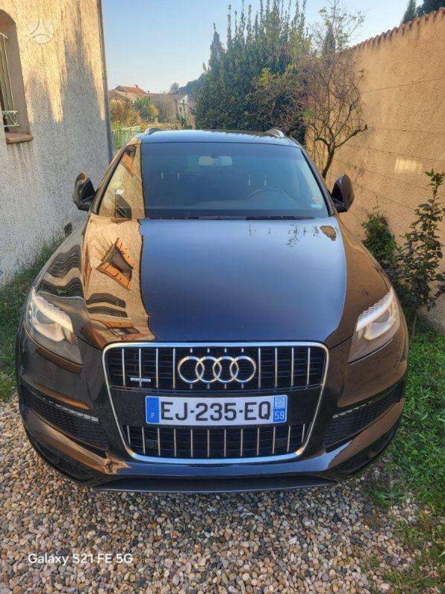 Black Audi Q7 2015 in Vilnius, with an engine capacity of 2.97 L and mileage of 250 thousand km for 12900 €, photo 4 on AUTOMOTO.COM.LV