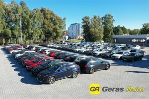 Black Audi Q7 2015 in Avizieniai, with an engine capacity of 3.00 L and mileage of 251 thousand km for 19900 €, photo 28 on AUTOMOTO.COM.LV