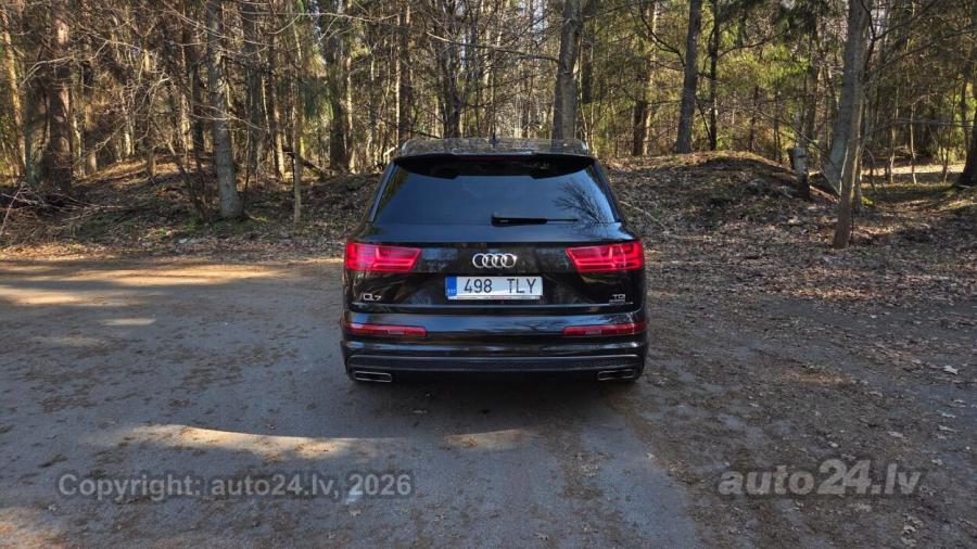 Black Audi Q7 2015 in Tallinn, with an engine capacity of 3.00 L and mileage of 350 thousand km for 16990 €, photo 7 on AUTOMOTO.COM.LV