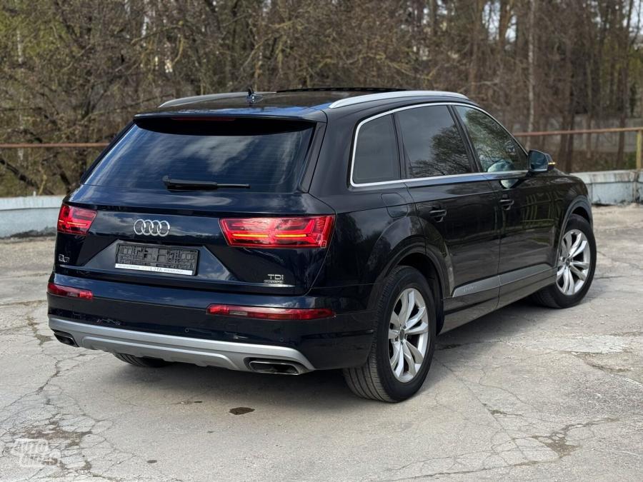 Melns Audi Q7 2015 Viļņa, ar dzinēja tilpumu 3.00 L un nobraukumu 289 tūkst. km par 19400 €, foto 3 vietnē AUTOMOTO.COM.LV