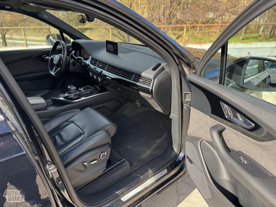 Melns Audi Q7 2015 Viļņa, ar dzinēja tilpumu 3.00 L un nobraukumu 289 tūkst. km par 19400 €, foto 9 vietnē AUTOMOTO.COM.LV