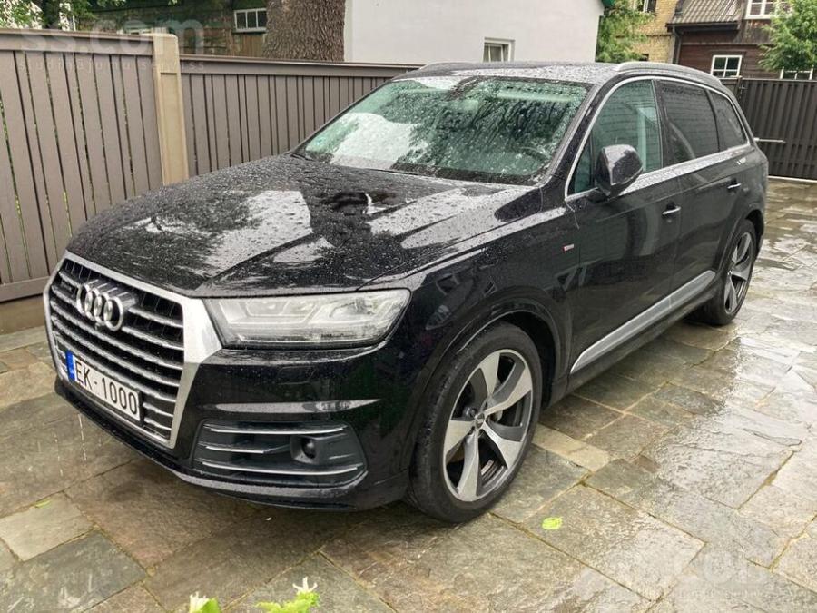 Melns Audi Q7 2015 Rīga, ar dzinēja tilpumu 3.00 L un nobraukumu 30 tūkst. km par 22700 €, foto 1 vietnē AUTOMOTO.COM.LV