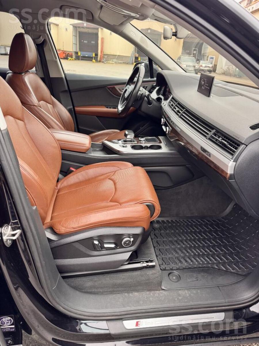 Melns Audi Q7 2015 Rīga, ar dzinēja tilpumu 3.00 L un nobraukumu 148 tūkst. km par 27900 €, foto 5 vietnē AUTOMOTO.COM.LV
