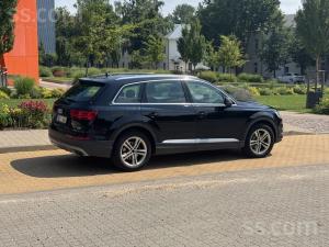 Black Audi Q7 2015 in Riga, with an engine capacity of 3.00 L and mileage of 192 thousand km for 17499 €, photo 1 on AUTOMOTO.COM.LV