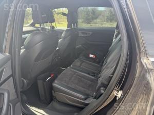 Melns Audi Q7 2015 Daugavpils, ar dzinēja tilpumu 3.00 L un nobraukumu 252 tūkst. km par 21600 €, foto 18 vietnē AUTOMOTO.COM.LV