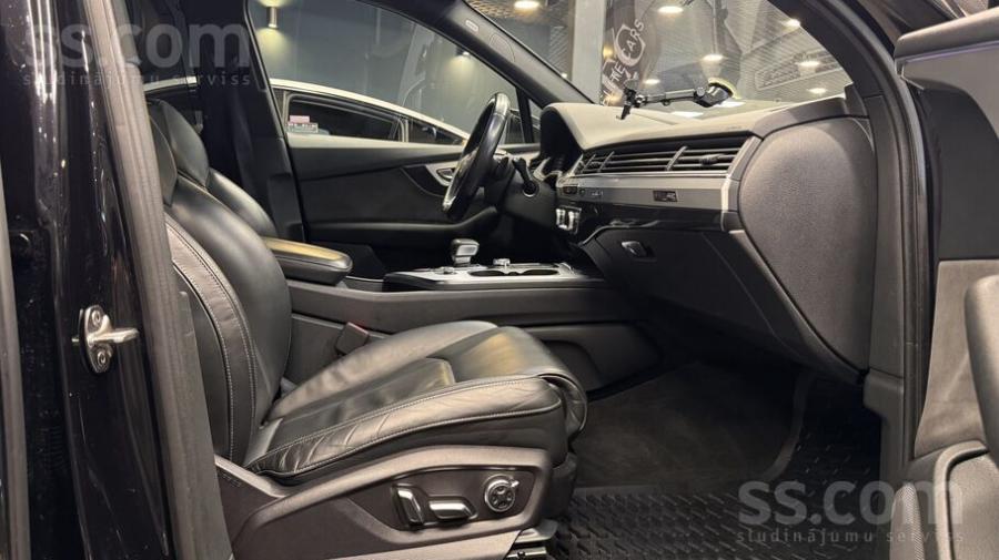 Melns Audi Q7 2015 Rīga, ar dzinēja tilpumu 3.00 L un nobraukumu 320 tūkst. km par 18990 €, foto 12 vietnē AUTOMOTO.COM.LV