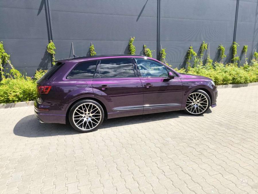 Black Audi Q7 2015 in Vilnius, with an engine capacity of 2.97 L and mileage of 212 thousand km for 22800 €, photo 12 on AUTOMOTO.COM.LV