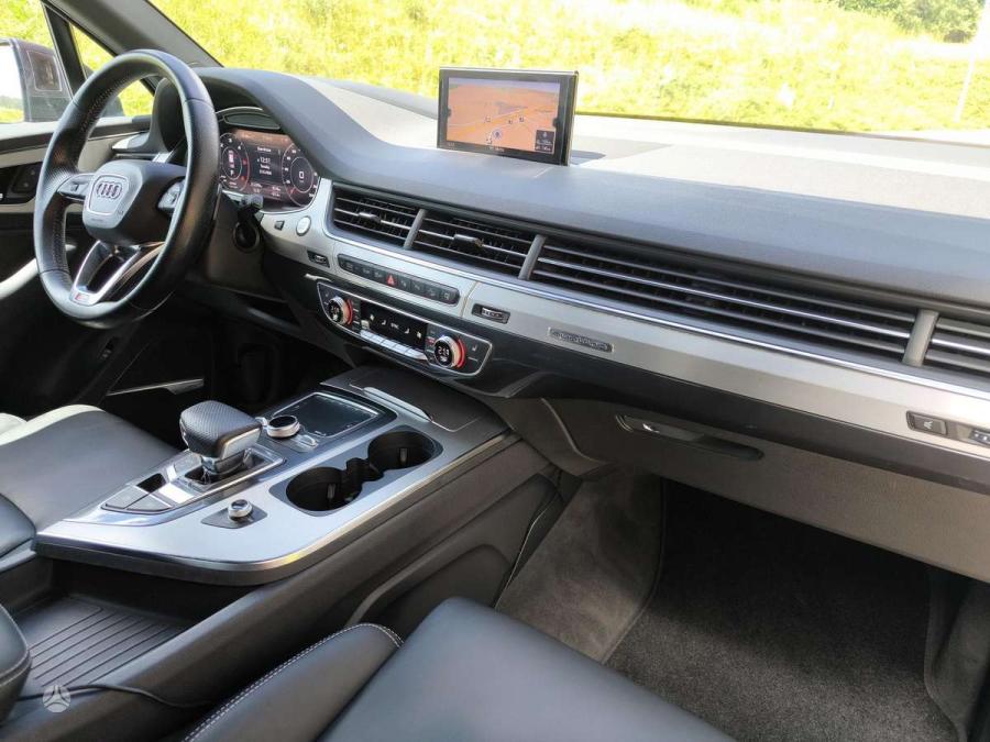 Black Audi Q7 2015 in Vilnius, with an engine capacity of 2.97 L and mileage of 212 thousand km for 22800 €, photo 14 on AUTOMOTO.COM.LV