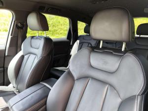 Black Audi Q7 2015 in Vilnius, with an engine capacity of 2.97 L and mileage of 212 thousand km for 22800 €, photo 16 on AUTOMOTO.COM.LV