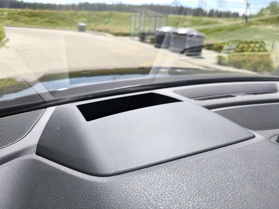 Black Audi Q7 2015 in Vilnius, with an engine capacity of 2.97 L and mileage of 212 thousand km for 22800 €, photo 29 on AUTOMOTO.COM.LV