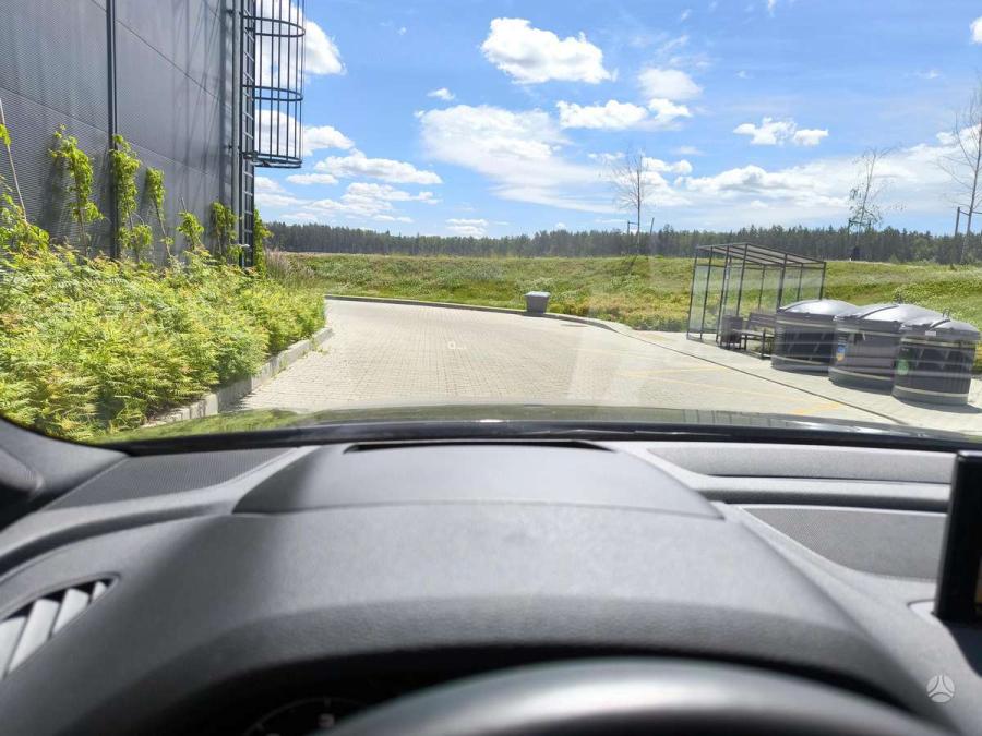 Black Audi Q7 2015 in Vilnius, with an engine capacity of 2.97 L and mileage of 212 thousand km for 22800 €, photo 30 on AUTOMOTO.COM.LV