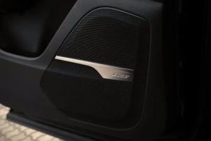 Black Audi Q7 2015 in Jelgava, with an engine capacity of 3.00 L and mileage of 169 thousand km for 29990 €, photo 12 on AUTOMOTO.COM.LV
