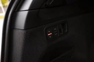 Black Audi Q7 2015 in Jelgava, with an engine capacity of 3.00 L and mileage of 169 thousand km for 29990 €, photo 27 on AUTOMOTO.COM.LV