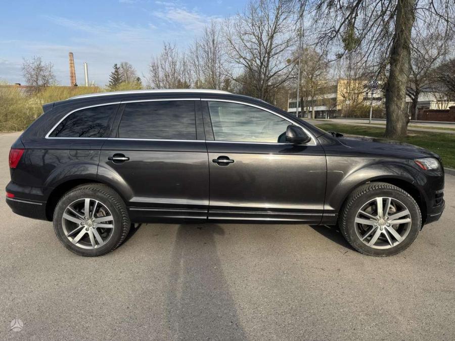 Black Audi Q7 2015 in Kaunas, with an engine capacity of 2.97 L and mileage of 278 thousand km for 8500 €, photo 3 on AUTOMOTO.COM.LV